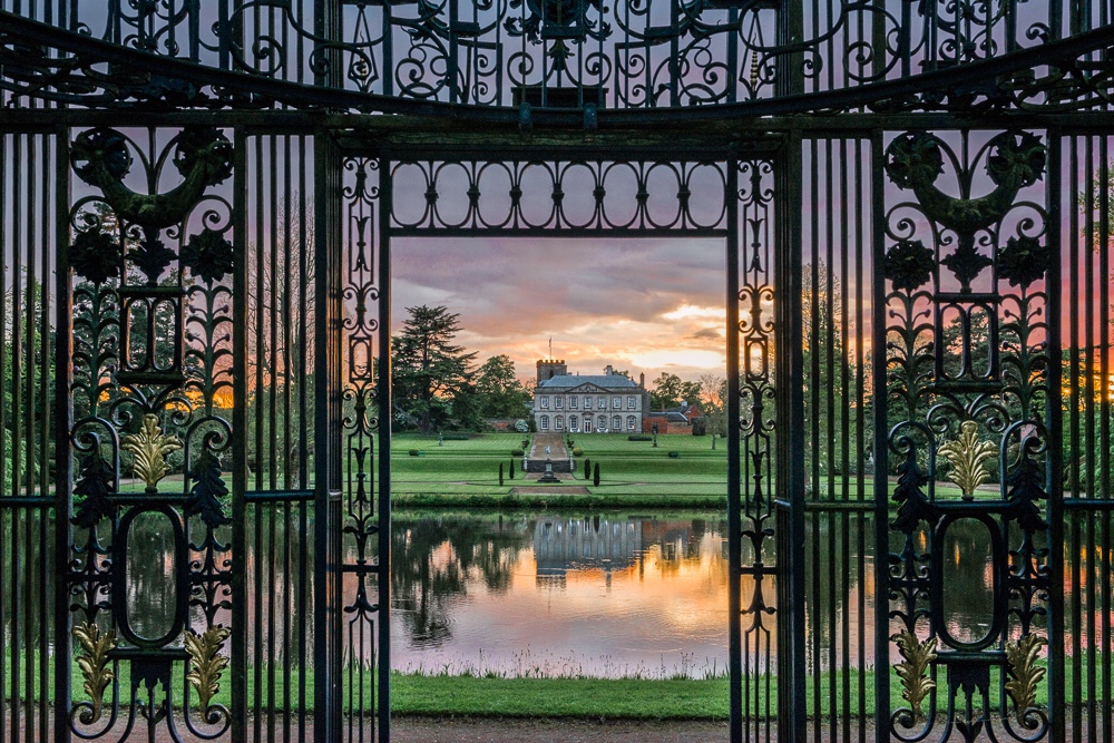 Melbourne Hall – a chance to glimpse inside the house. | Bramble Garden